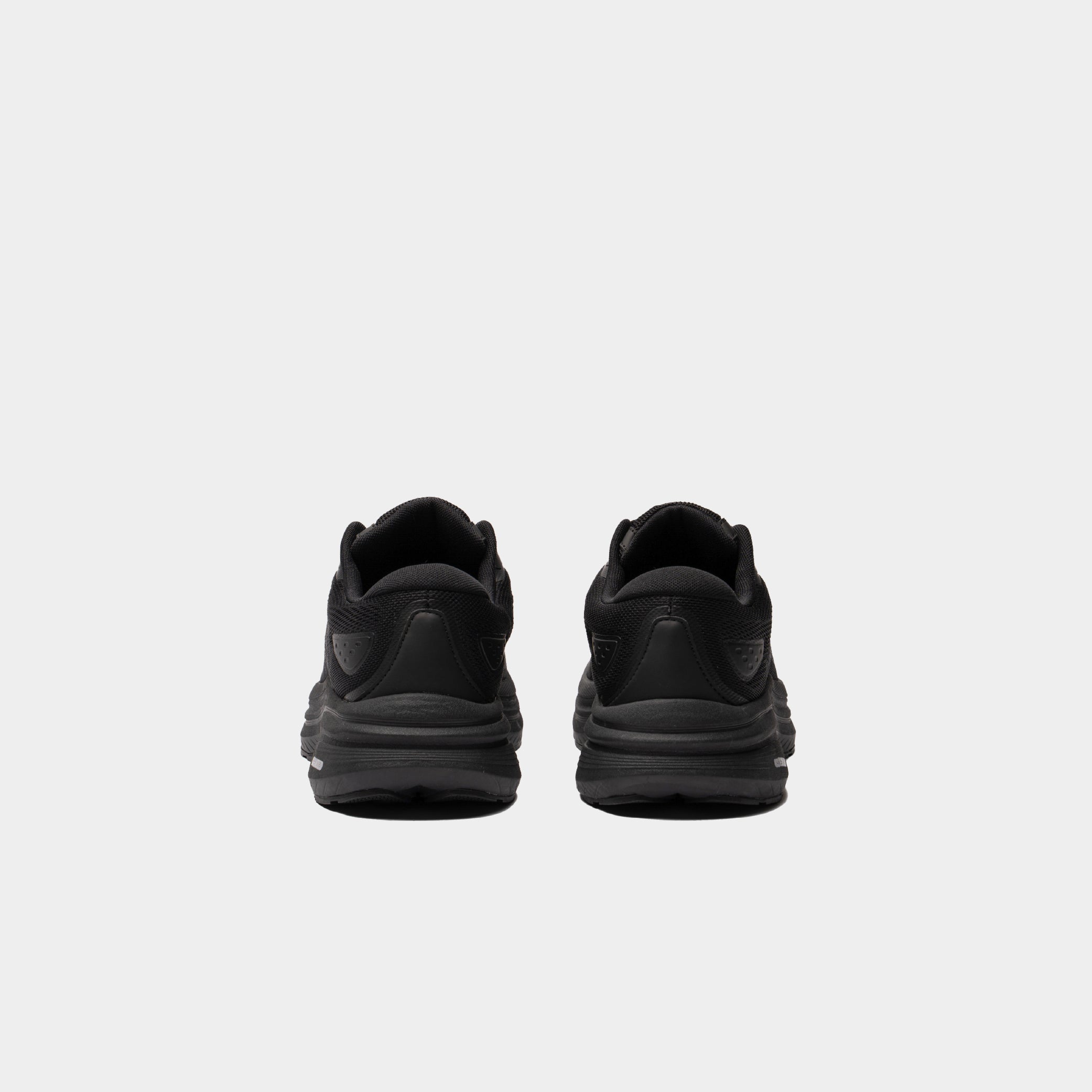 FILA RGB AKIMBO 2.0 – FILA Malaysia